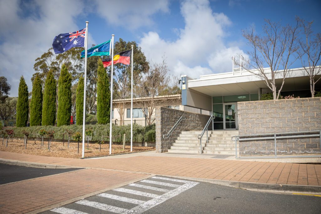 PINNACLE COLLEGE
